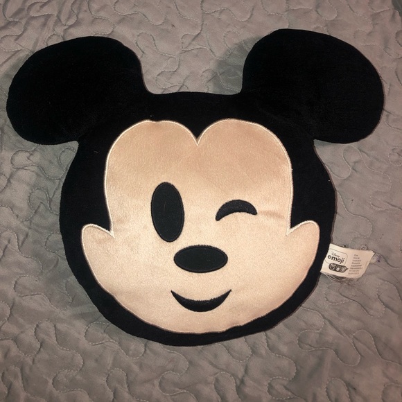 Disney | Toys | Mickey Mouse Face Disney 4inch Plush Black Tan Winking ...